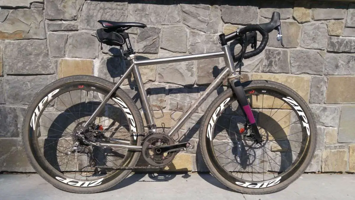 Featured Bike: Carlos Perea's Seven Cycles Evergreen S Titanium Gravel ...