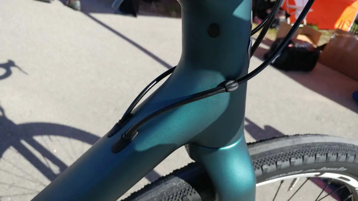 Feature: Diamondback Haanjo Carbon EXP Adventure Bike - Sea Otter 2018 ...