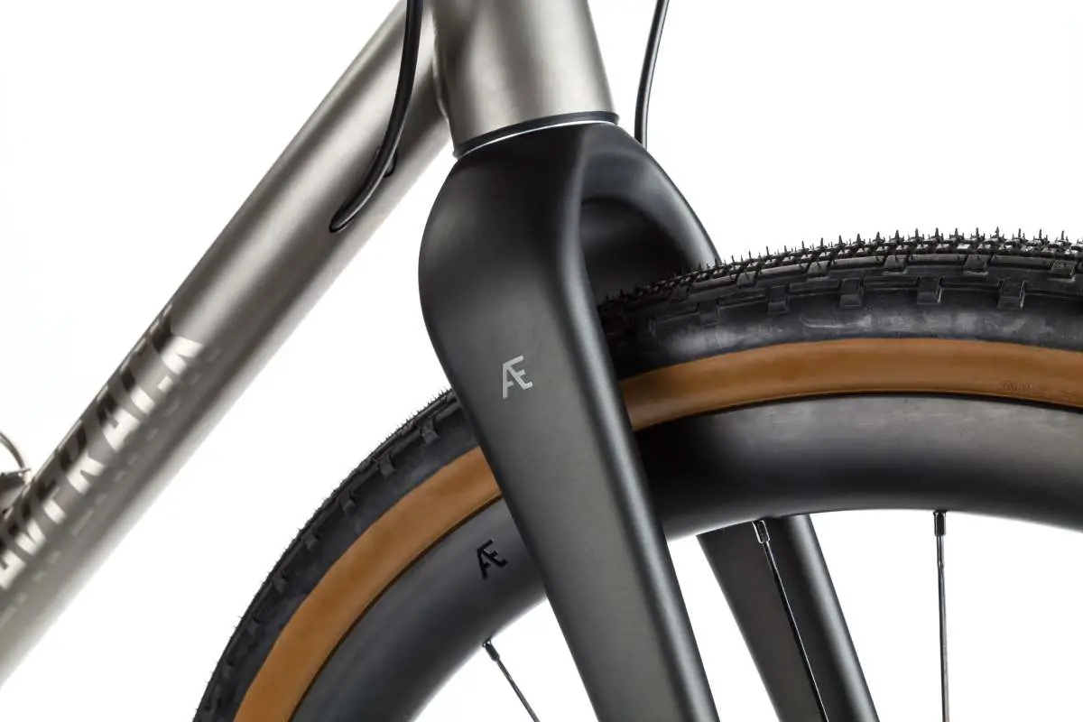 Press Release: British titanium specialist J.Laverack launches gravel ...