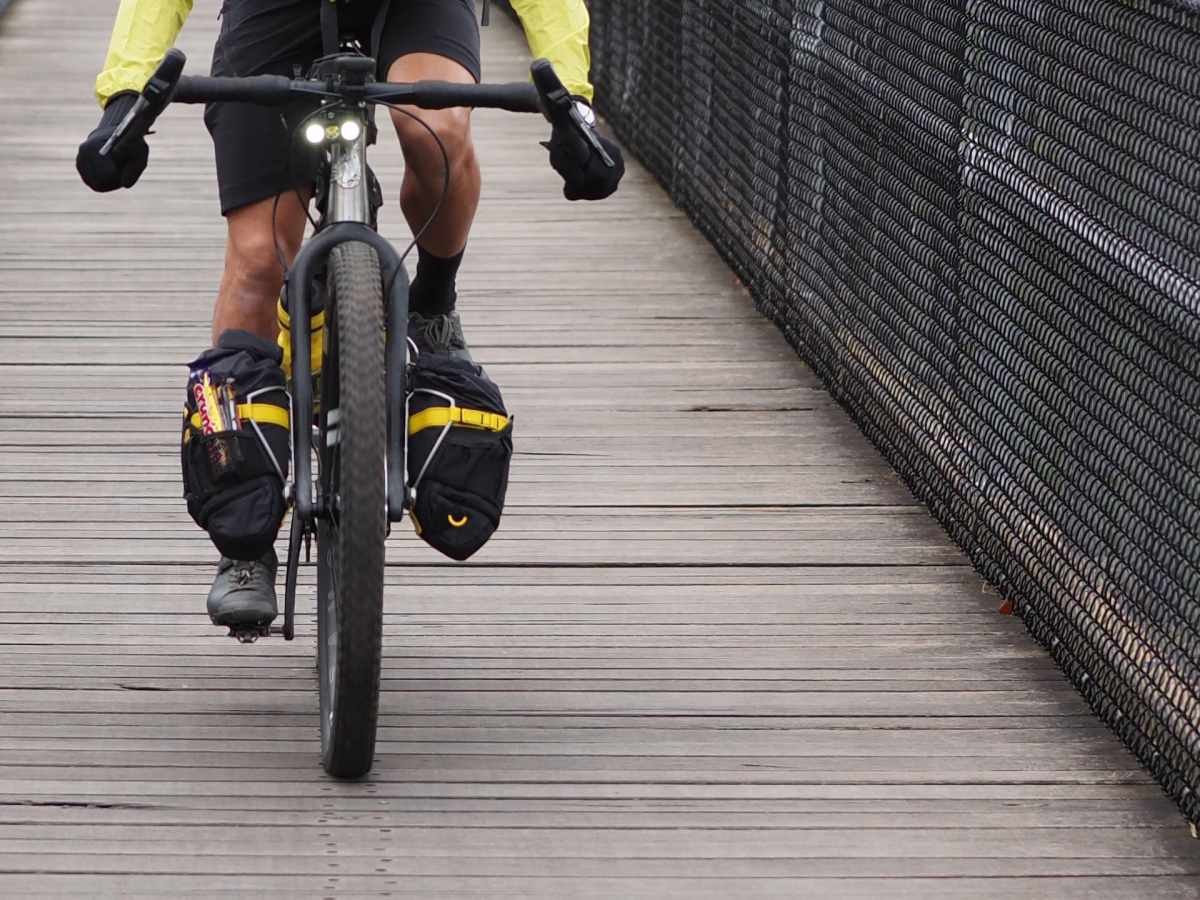 Curve Cycling launch the Rocket Pooch & Titanium Cage - Carry more ...