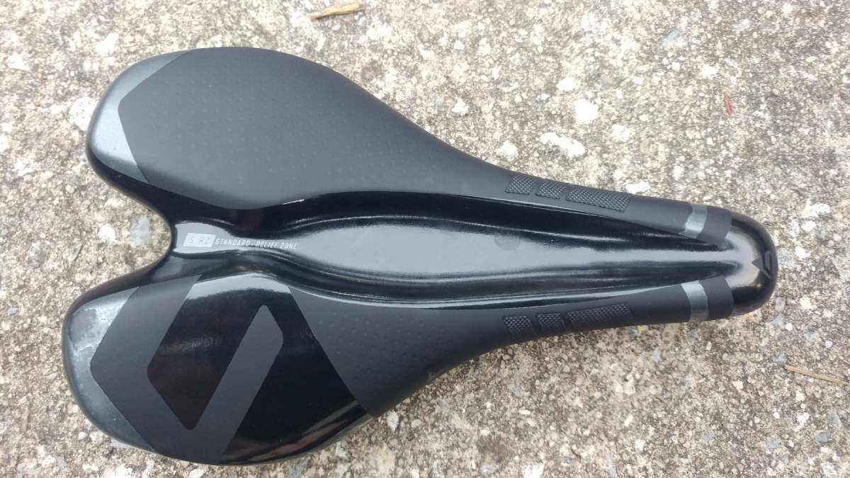 Review: RideFarr.com Relief Zone S-RZ Carbon Rail Saddle - For All ...