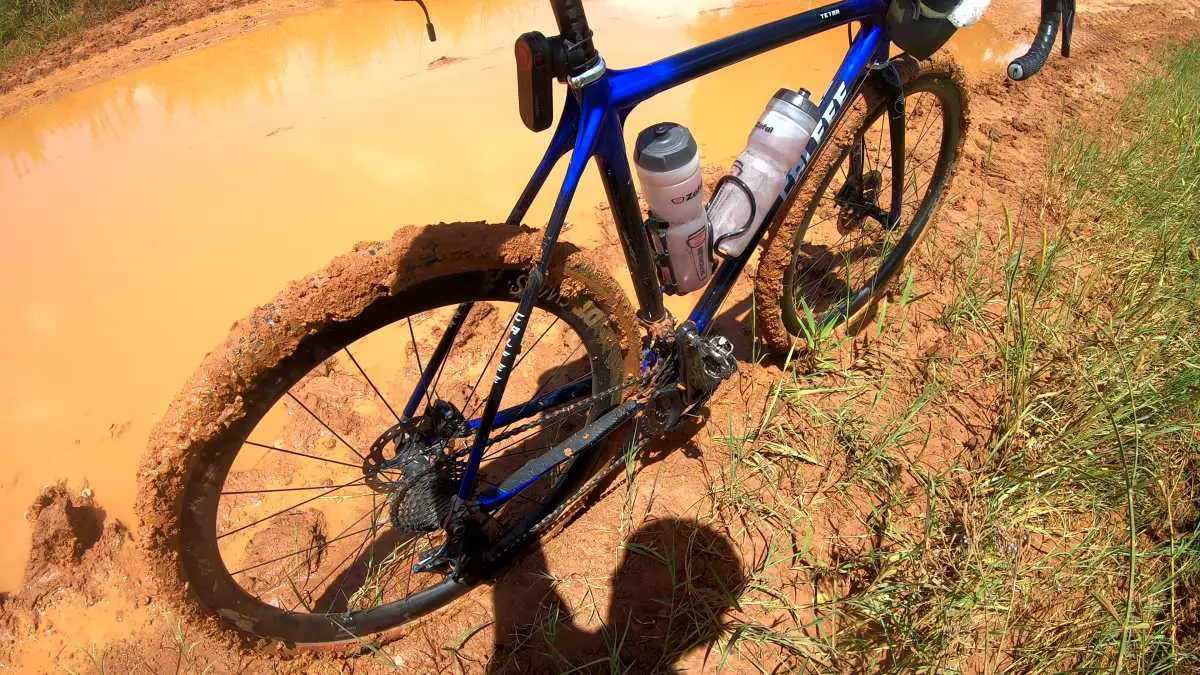 Calfee Design Tetra Adventure Bike Review: USA-Made Carbon! - Gravel ...