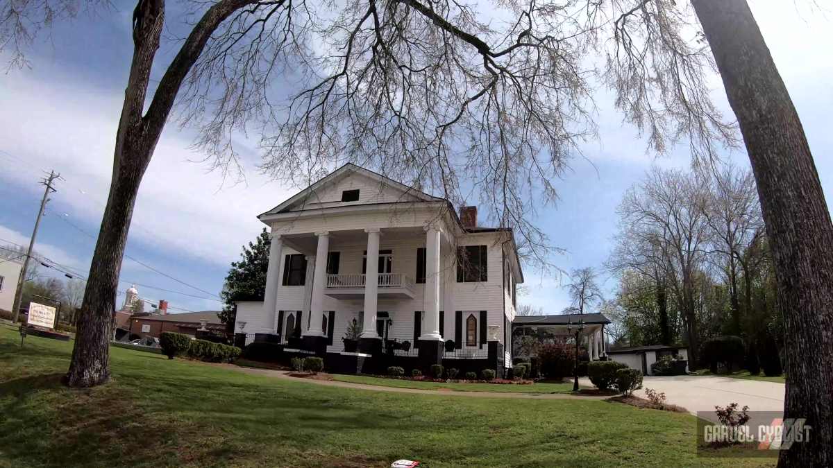 Small Town USA: Exploring Covington, Georgia & Beyond - Gravel Roads ...