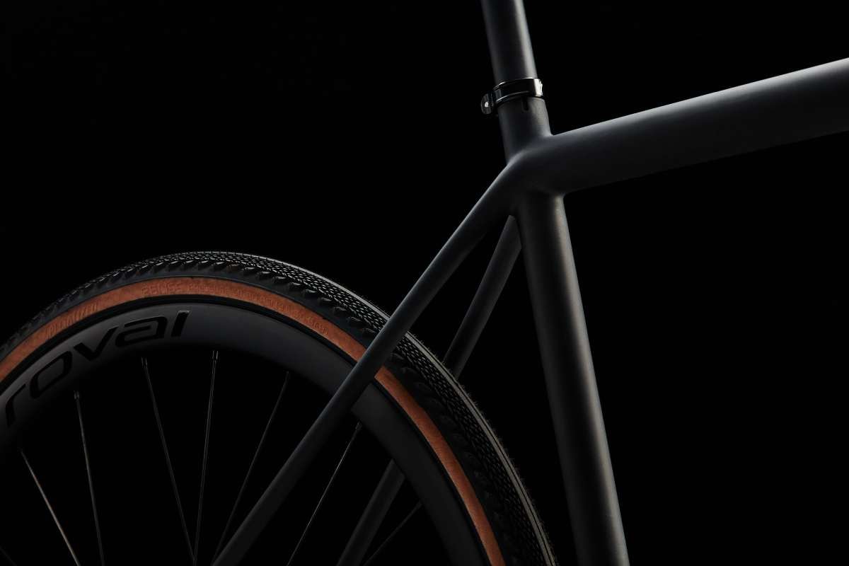 Specialized launches the all-new Crux: "More Than the World's Lightest ...