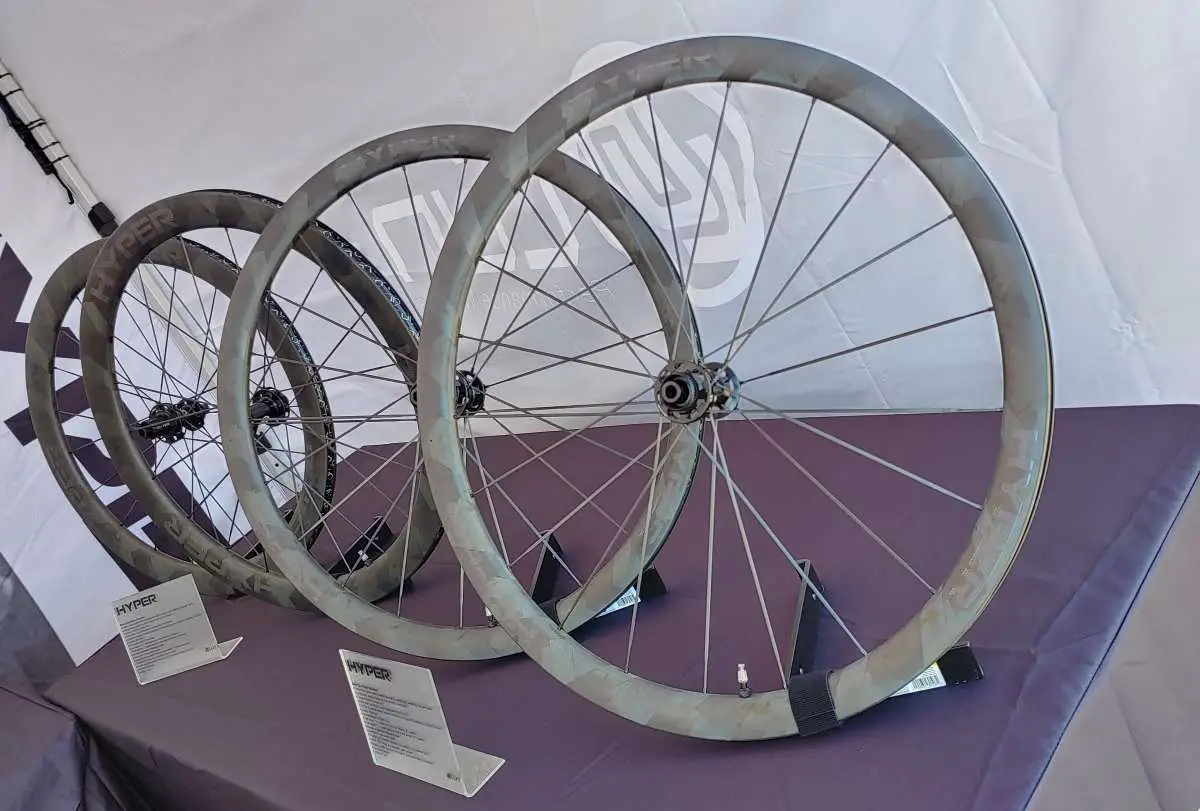 Full Speed Ahead / Vision, Winspace G2 Gravel Bike / Hyper Wheels, Cane ...