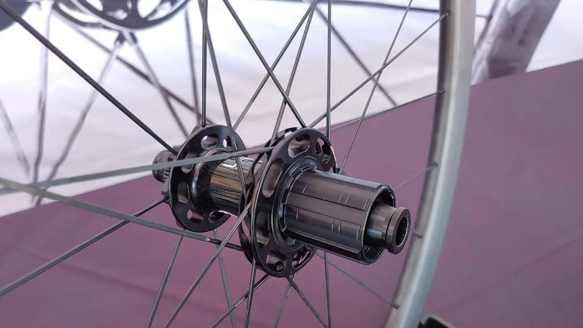 Full Speed Ahead / Vision, Winspace G2 Gravel Bike / Hyper Wheels, Cane ...