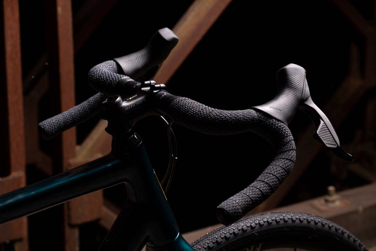 FRM of Italy's "Terrae" - "Fast as a Road Bike, comfortable as a Gravel ...