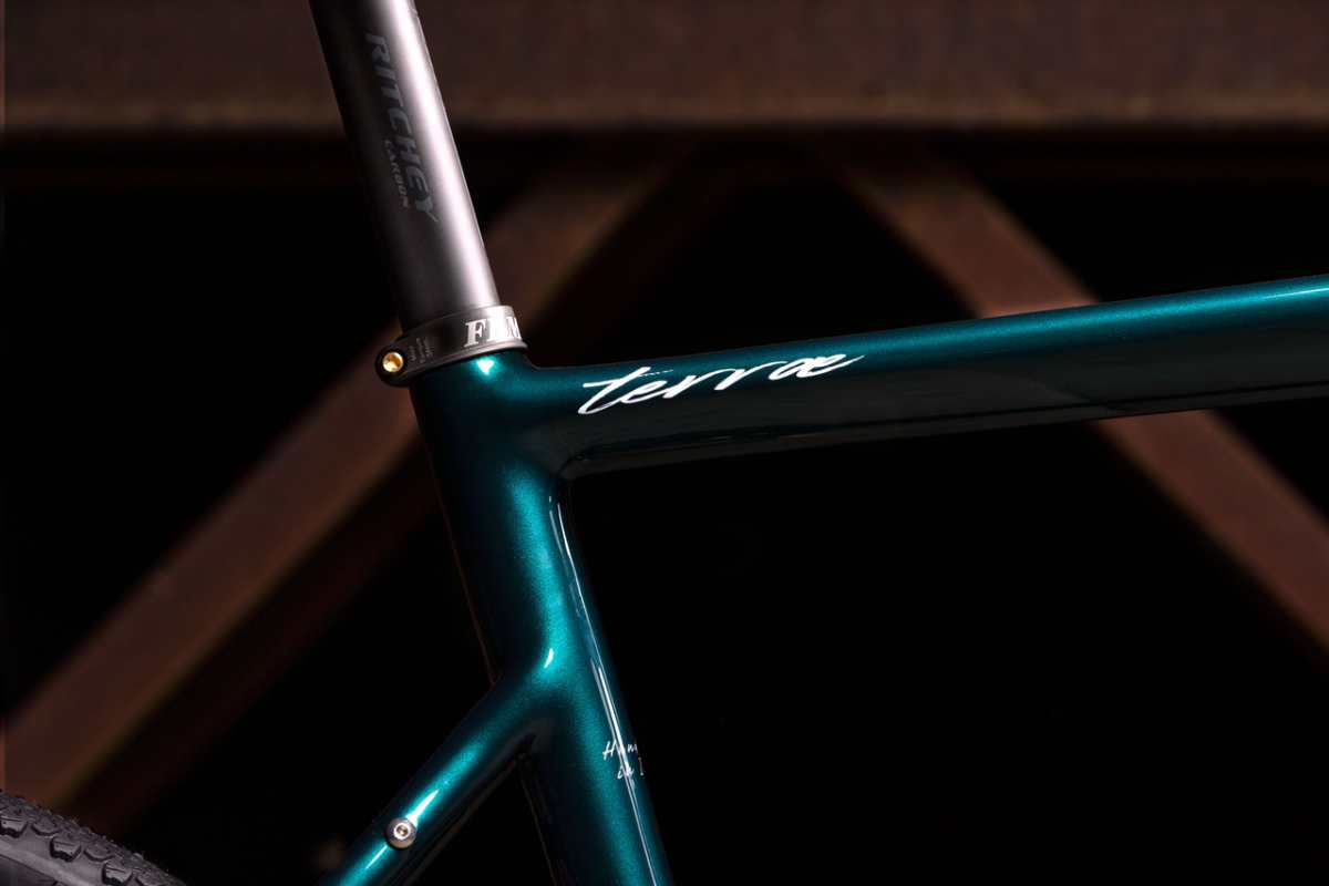 FRM of Italy's "Terrae" - "Fast as a Road Bike, comfortable as a Gravel ...