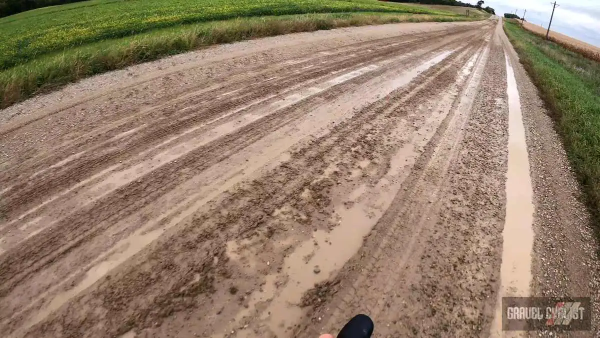 Blue Earth, Minnesota: The Jolly Green Giant & Wide Open Gravel ...
