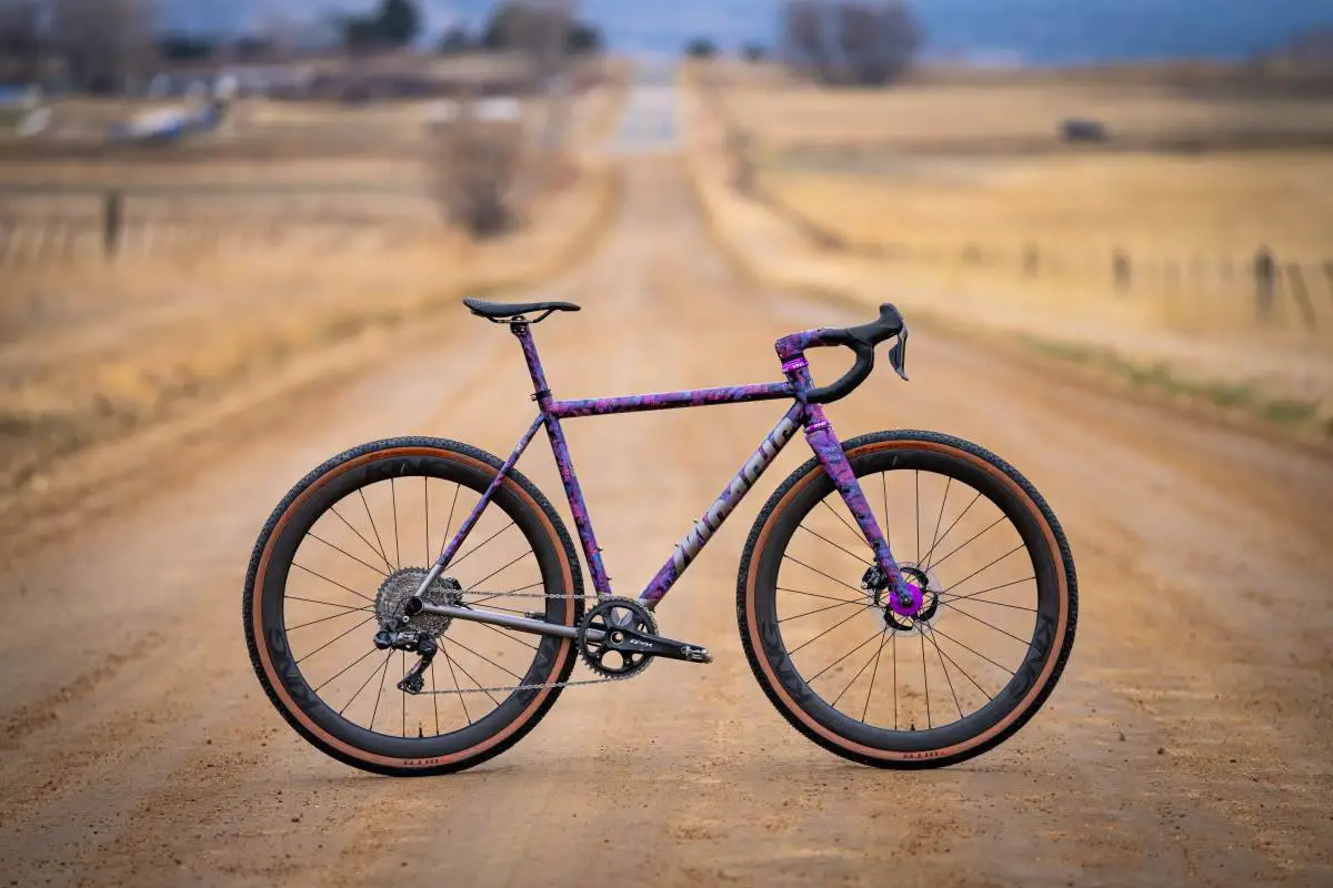 Mosaic Launches Sleek New Integrated GT-1 i45 Gravel Bike Along with ...