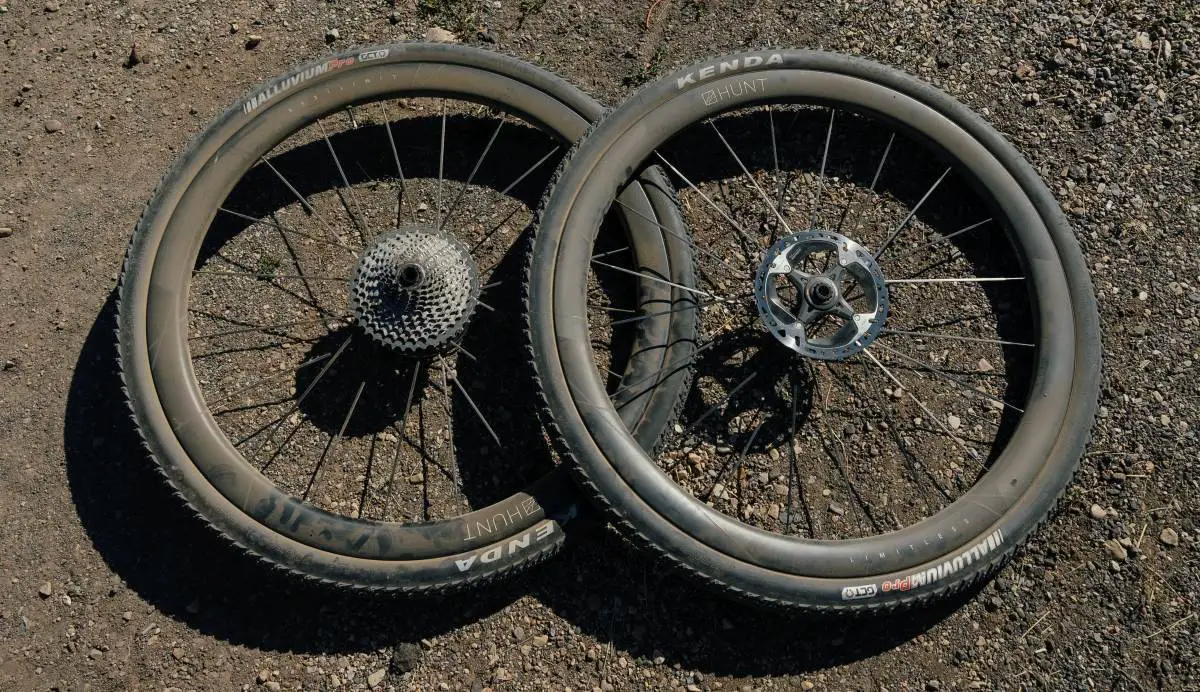 HUNT 40 Limitless Gravel: Aero Aerodynamic Performance with Wider Tyres ...